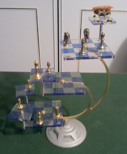 Star Trek (Tridimensional) Chess Set.jpg | Exeter Chess Club